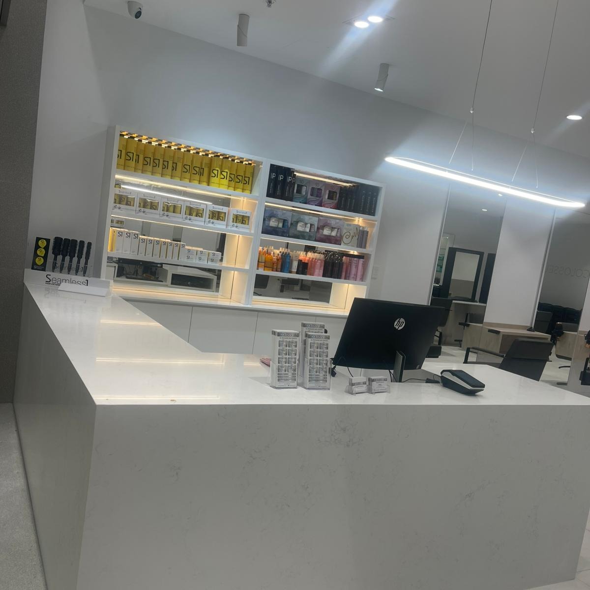 Hairdresser Erina Fair - Hair Colosseum